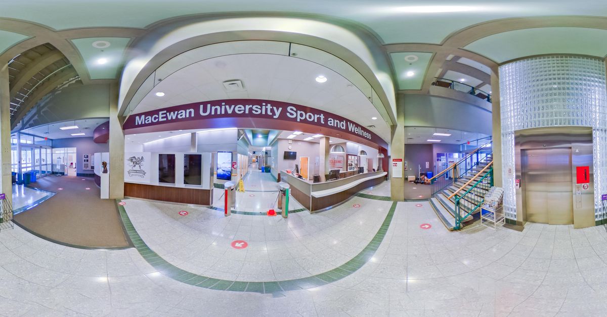 B8 - Sport and Wellness entrance